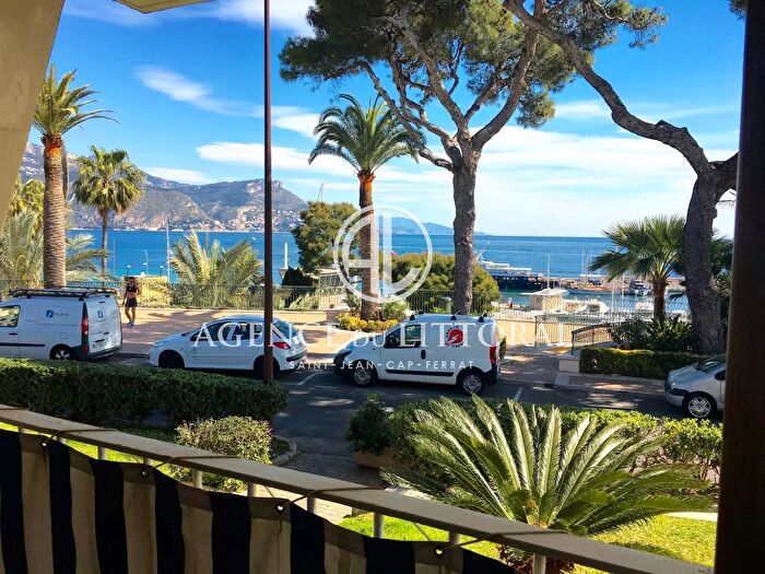 Saint-Jean-Cap-Ferrat : Appartement 3 pièces à vendre