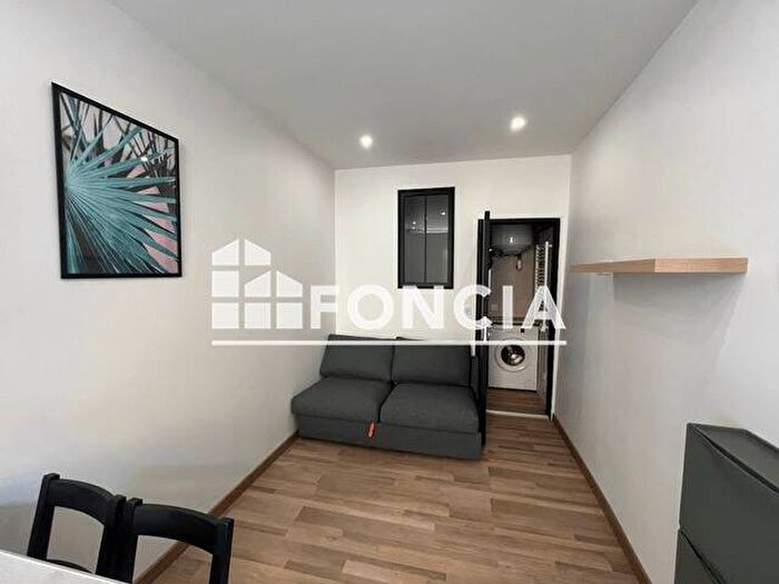 Appartement à louer - Centre Ville, Digne-les-Bains - 1 pièce