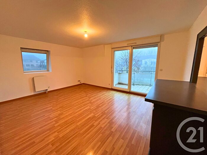 Appartement à louer - Lingolsheim, Centre-ville - 3 pièces - 2 chambres