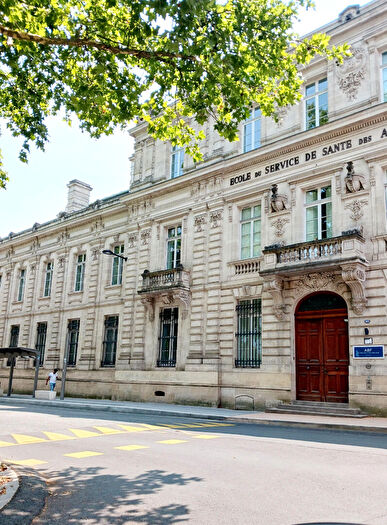 Bordeaux, Capucins, Saint-Michel - Appartement 5 pièces à louer
