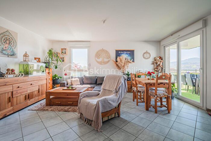 Appartement à vendre - Sales - 4 pièces - 3 chambres