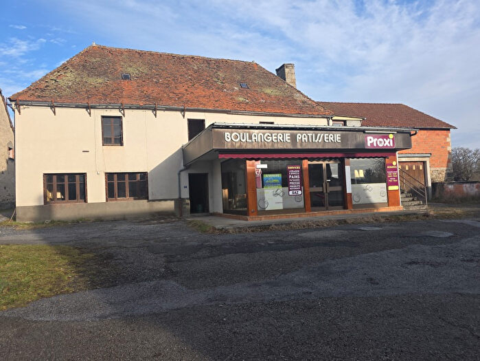 Maison à vendre - Villosanges - 8 pièces - 4 chambres