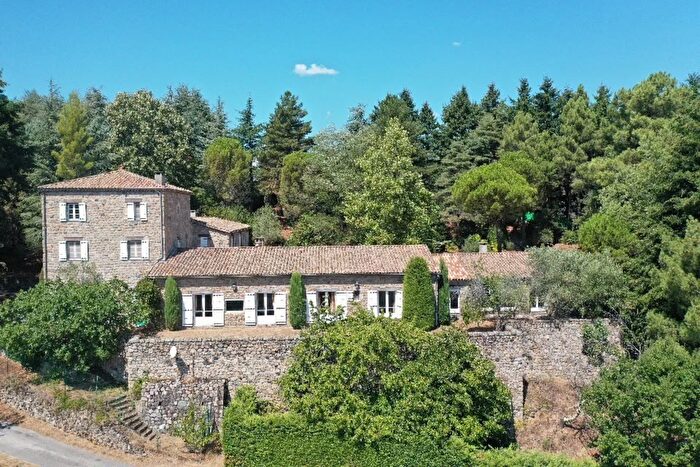 Maison 20 pièces à vendre - Saint-Étienne-de-Serre