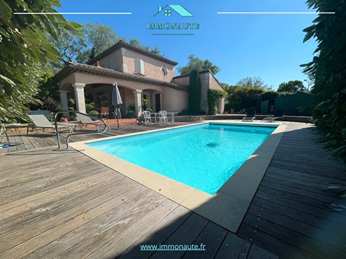 Maison à vendre - Montboucher-sur-Jabron - 5 pièces - 4 chambres