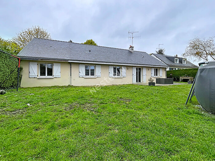 Maison à vendre - Avrillé, Adézière, Etang, Bosquets, Croix-Cadeau, Fléchet - 5 pièces - 4 chambres