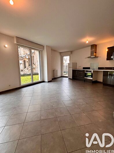 Appartement à vendre - Chambéry, Centre-ville - 2 pièces - 1 chambre