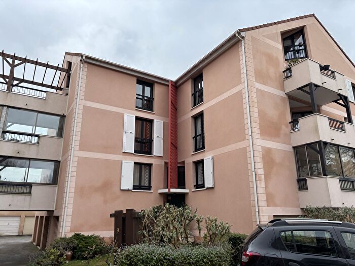 Appartement à vendre - Buc - 1 pièce