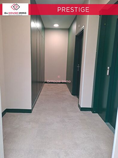 Appartement à vendre - La Riche - 5 pièces - 4 chambres