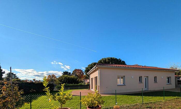 Maison à vendre - Montmerle-sur-Saône - 4 pièces - 3 chambres