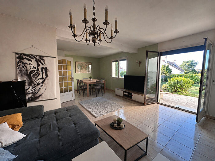Maison 5 pièces à vendre à Verrières-le-Buisson, Ferme, Saint-Fiacre