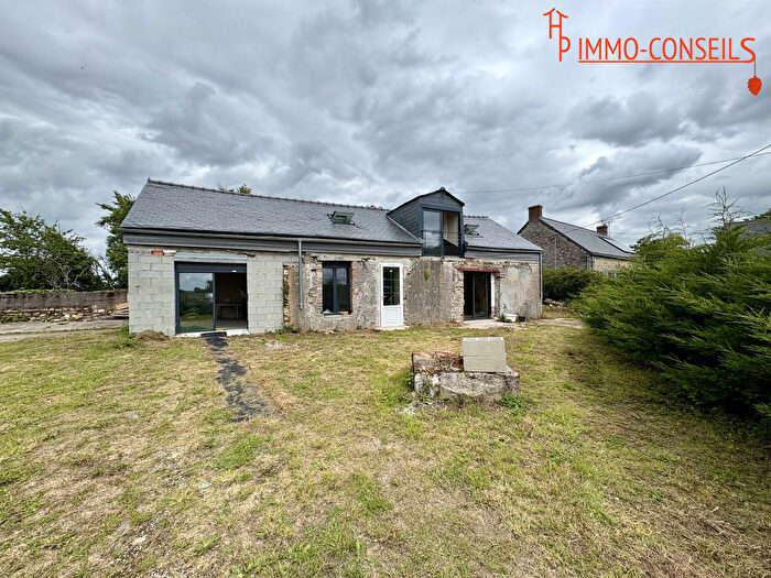 Saint-Julien-de-Vouvantes - Maison 4 pièces à vendre