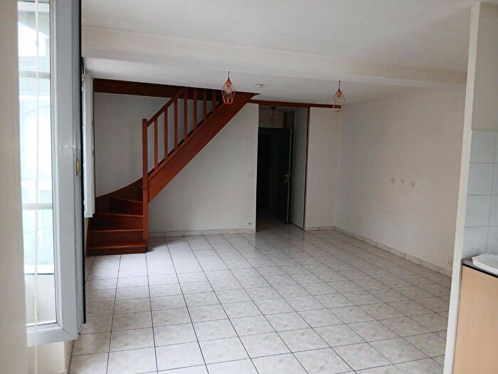Appartement 4 pièces à louer - Oiselet la Grive, Bourgoin-Jallieu
