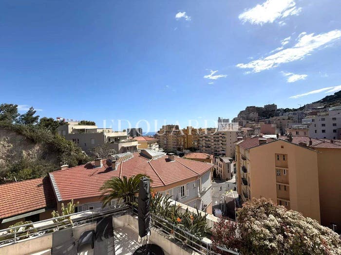 Appartement 4 pièces à louer à Beausoleil
