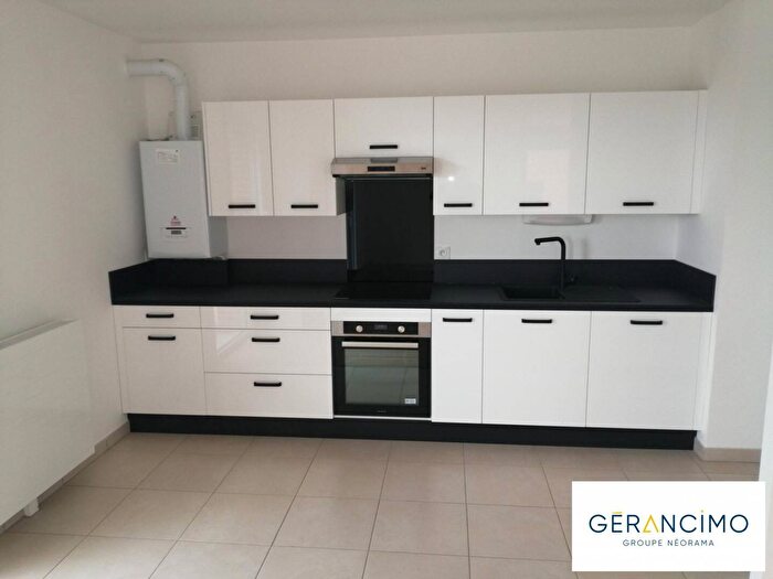 Appartement à louer - Grieu-Vallon Suisse-Saint Milaire-Mont Gargan, Rouen - 4 pièces - 3 chambres