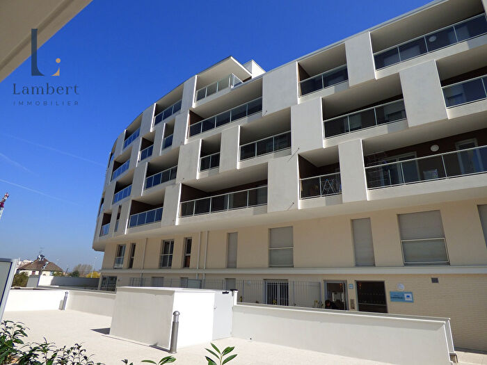 Carrières-sous-Poissy, Bords de Seine, Ile de la Dérivation : Appartement 2 pièces à vendre