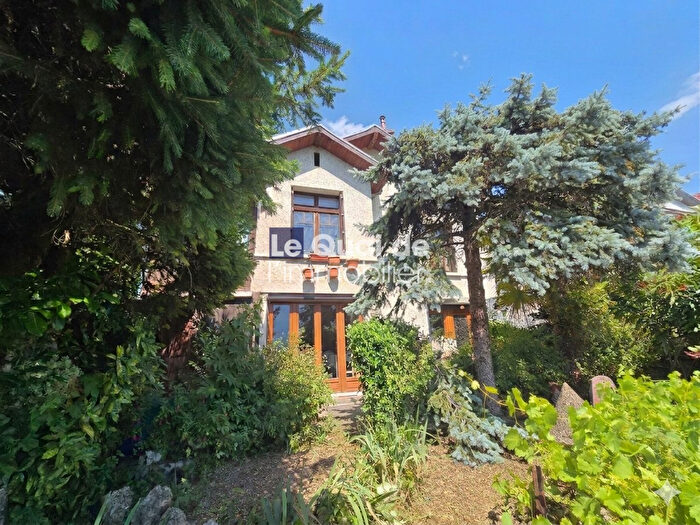 Maison 4 pièces à vendre à Saint-Martin-le-Vinoux