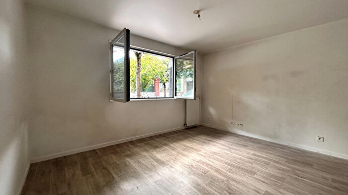 Nanterre, Centre-ville - Appartement 2 pièces à vendre