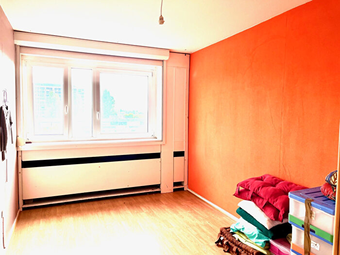 Appartement à vendre - Metz, Borny - 4 pièces - 3 chambres