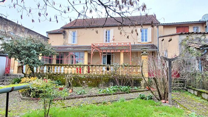 Maison à vendre - Villefranche-de-Lonchat - 13 pièces - 7 chambres