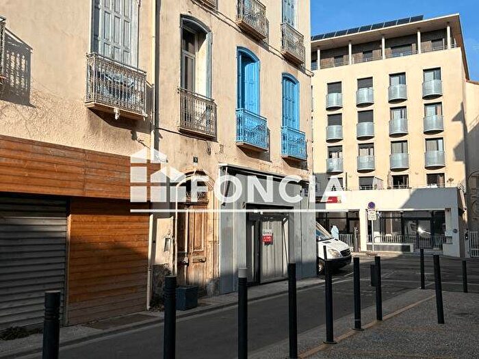 Appartement à louer - Clémenceau, Perpignan - 1 pièce