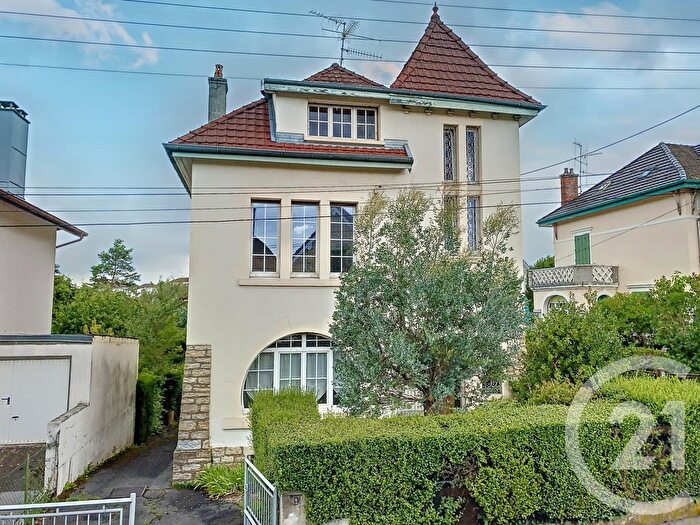 Maison à vendre - Montbéliard, Centre-ville, Prairie, Batteries du Parc, Charmontet - 7 pièces - 5 chambres