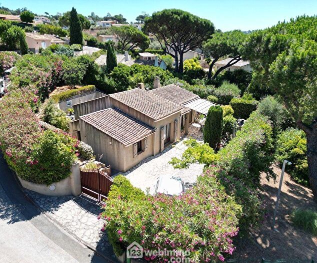 Sainte-Maxime, Saquèdes, Quilladou, Garonnette, Golfe : Maison 5 pièces à vendre
