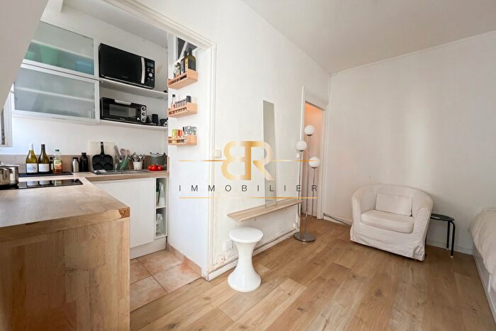 Appartement à vendre - Paris e , Champ de Mars - 1 pièce - 1 chambre