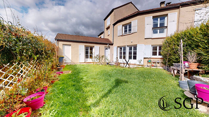 Maison à vendre - Guyancourt, Les Garennes - 5 pièces - 4 chambres