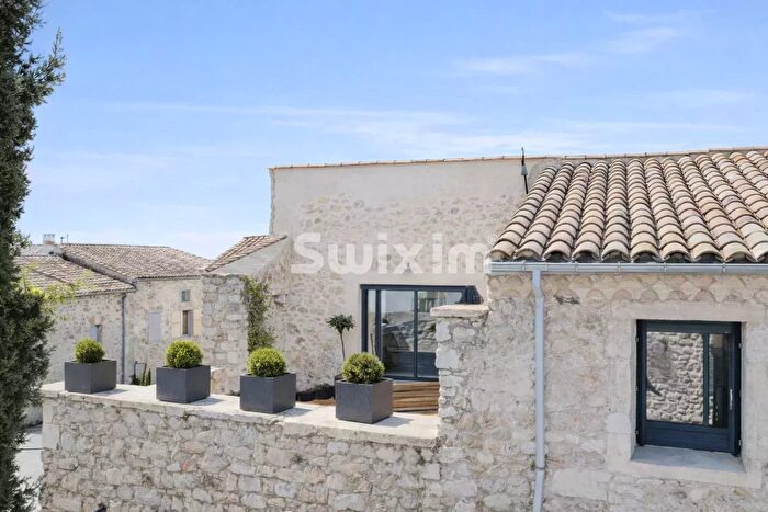 Maison à vendre - Grignan - 5 pièces - 3 chambres