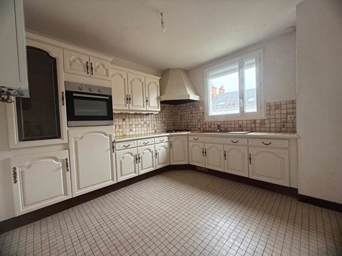 Appartement à louer - Plantes-Dauphine, Orléans - 3 pièces - 2 chambres