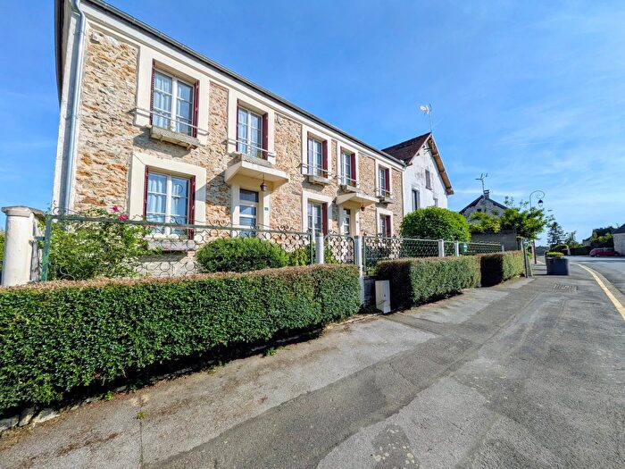 La Ferté-Gaucher : Maison 9 pièces à vendre