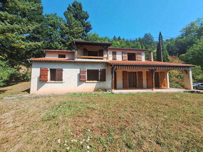 Maison à vendre - Saint-Céré - 5 pièces - 4 chambres