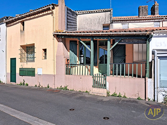 Belleville-sur-Vie : Maison 6 pièces à vendre