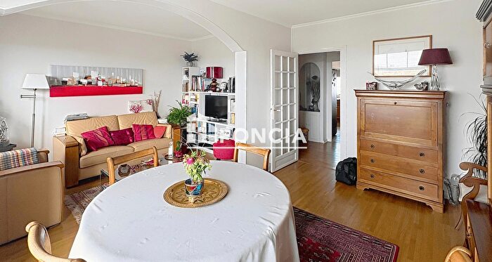 Fresnes, Centre-ville : Appartement 4 pièces à vendre