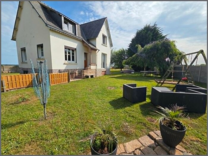 Maison 6 pièces à Pommerit-Jaudy, à vendre