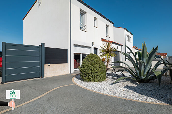 Maison à vendre - Le Bernard - 5 pièces - 4 chambres