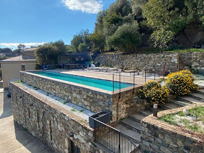 Maison à vendre - Bastia, Centre-ville, Cardo - 6 pièces - 4 chambres