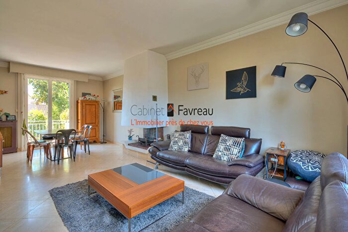 Maison à vendre - LHaÿ-les-Roses, Centre-ville - 5 pièces - 3 chambres