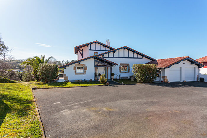 Maison à vendre - Bidart - 6 pièces - 5 chambres