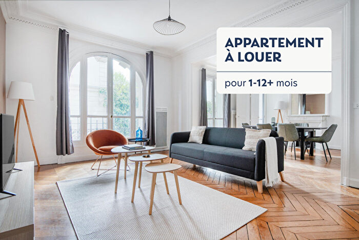 Appartement à louer - Paris e , Invalides - 4 pièces - 3 chambres