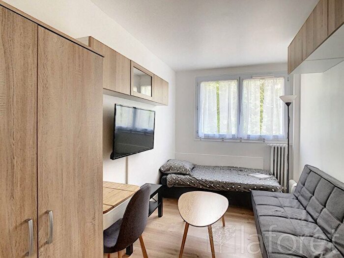 Appartement à louer - Epi dOr, Saint-Cyr-lécole - 1 pièce