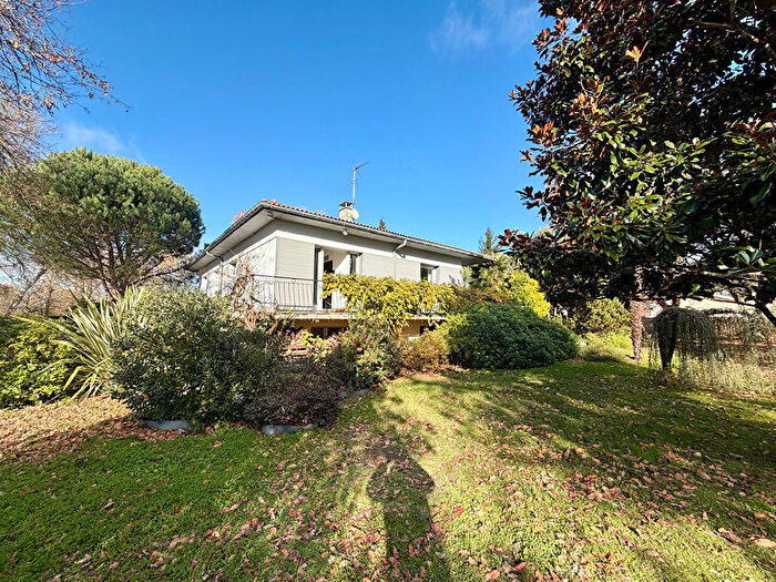 Maison à vendre - Saint-Pierre-du-Mont - 5 pièces - 3 chambres