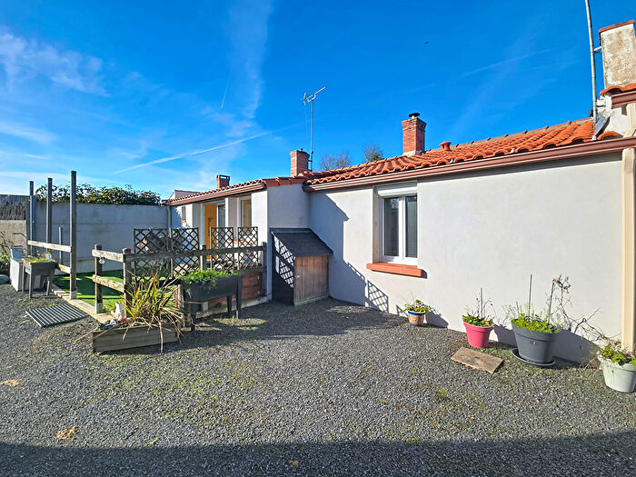 Maison à vendre - Saint-Maixent-sur-Vie - 4 pièces - 3 chambres