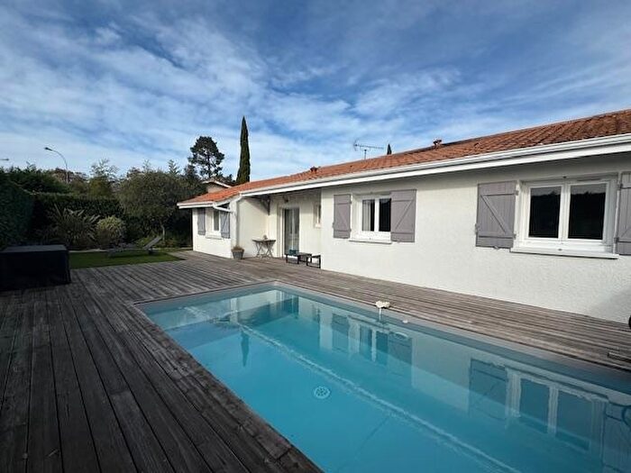 Maison à vendre - Canéjan - 6 pièces - 4 chambres