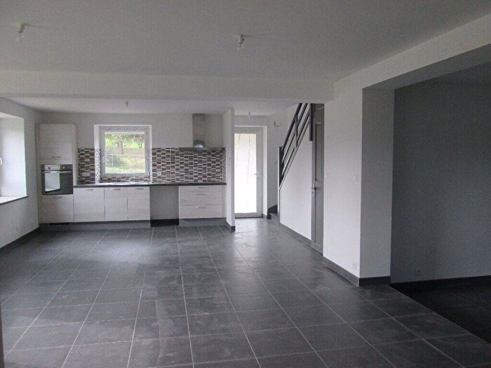 Maison à louer - Anould - 5 pièces - 4 chambres