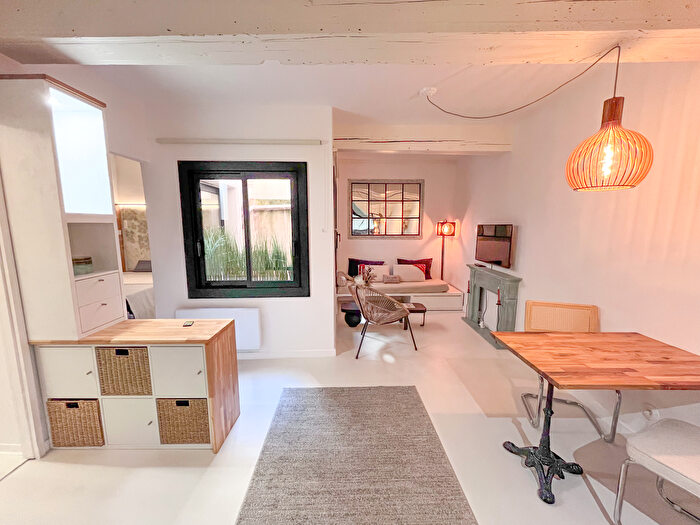 Appartement à vendre - Aix-en-Provence, Centre-ville - 2 pièces - 1 chambre