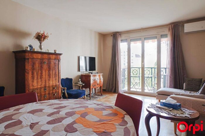 Saint Louis, Lyon 7ème arrondissement - Appartement 3 pièces à louer