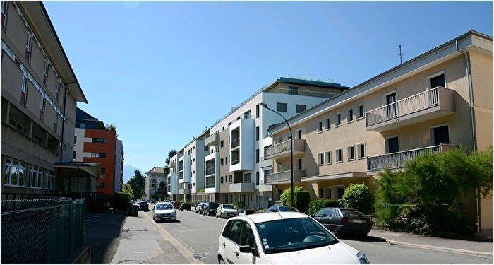 Appartement à louer - Albigny, Annecy - 1 pièce