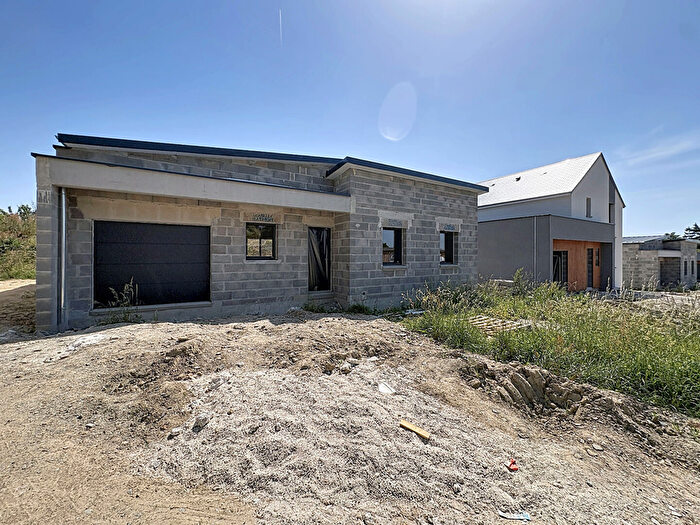Maison 5 pièces à Bréhal, à vendre