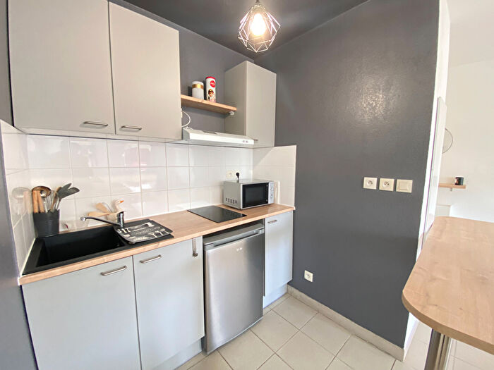 Saint-Pierre-du-Mont : Appartement 2 pièces à louer